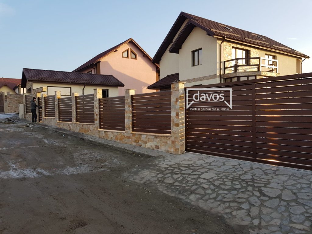 Garduri moderne si porti, poze si modele 2020-2024 • Paticlic SRL